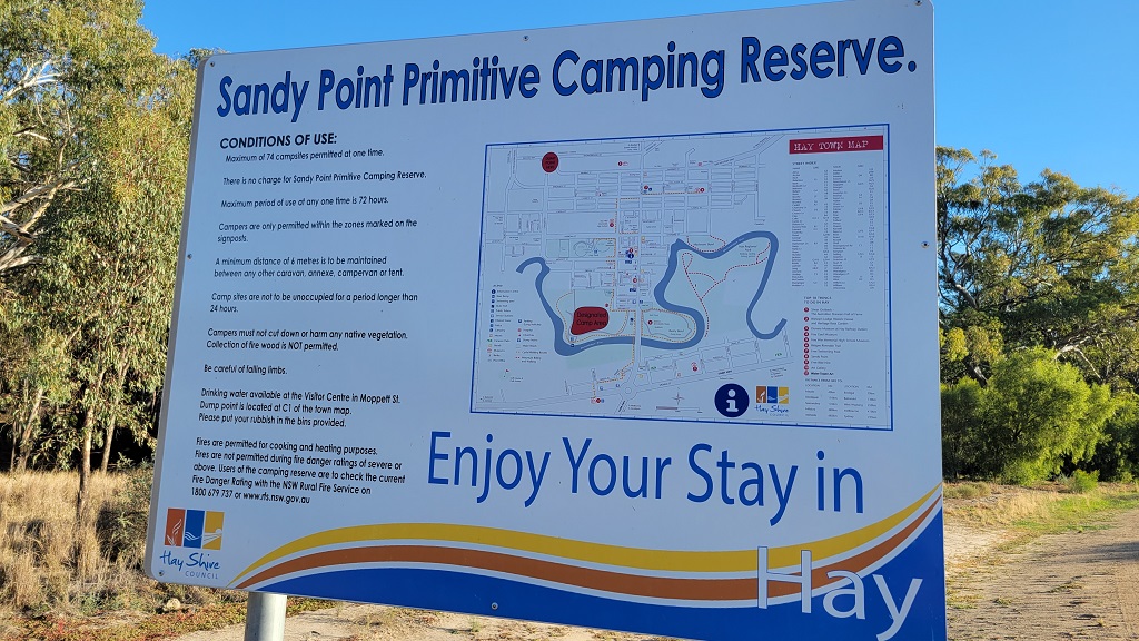 Sandy Point Reserve - Hay - Road Trip Nomads